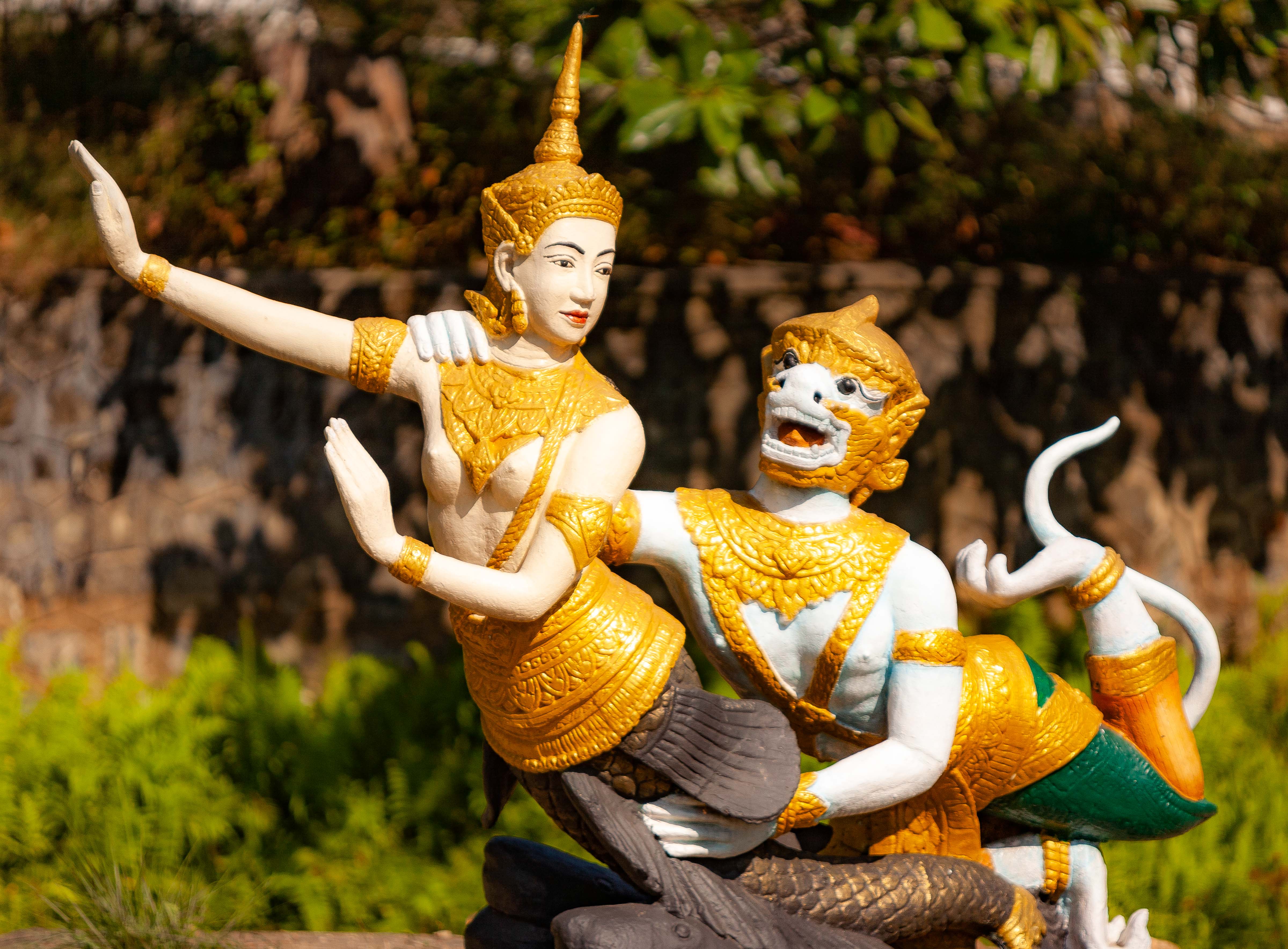 Cambodia, Krong Kaeb Prov, Statue, 2010, IMG 4895 : Jeff Shea